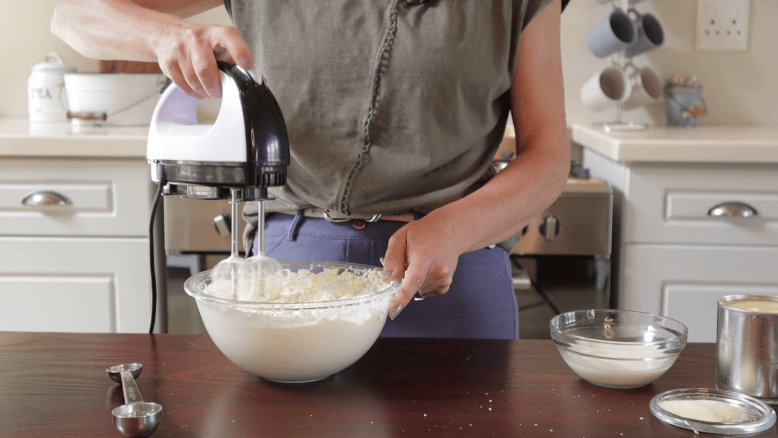 Perfect Chocolate Mousse Cake Recipe - The Supermoms Club